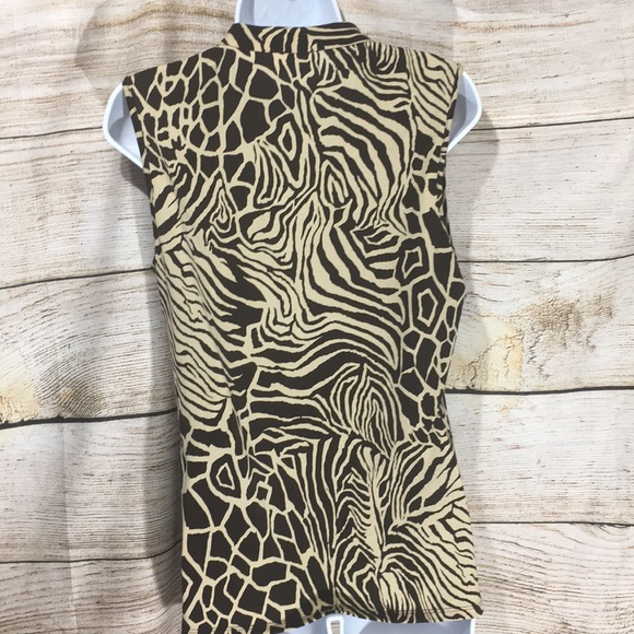 Cato | Tops | Cato Medium Giraffe Safari Print Ruffled Medium | Poshmark